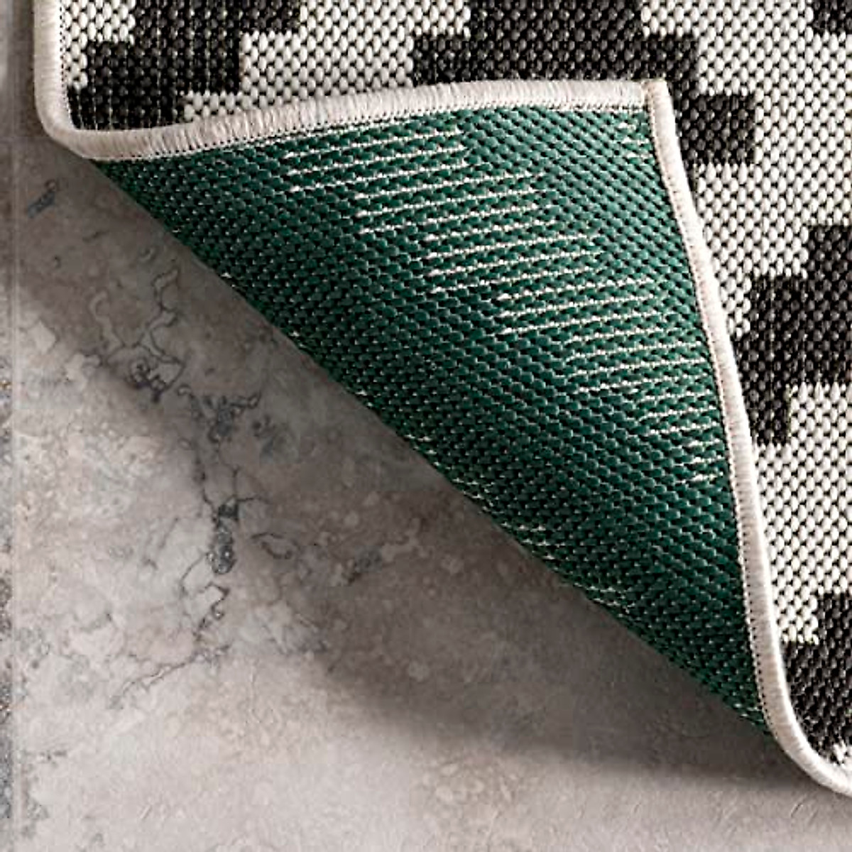 nuLOOM Darrow Moroccan Diamond Indoor/Outdoor Area Rug, 8' x 10', Black and White