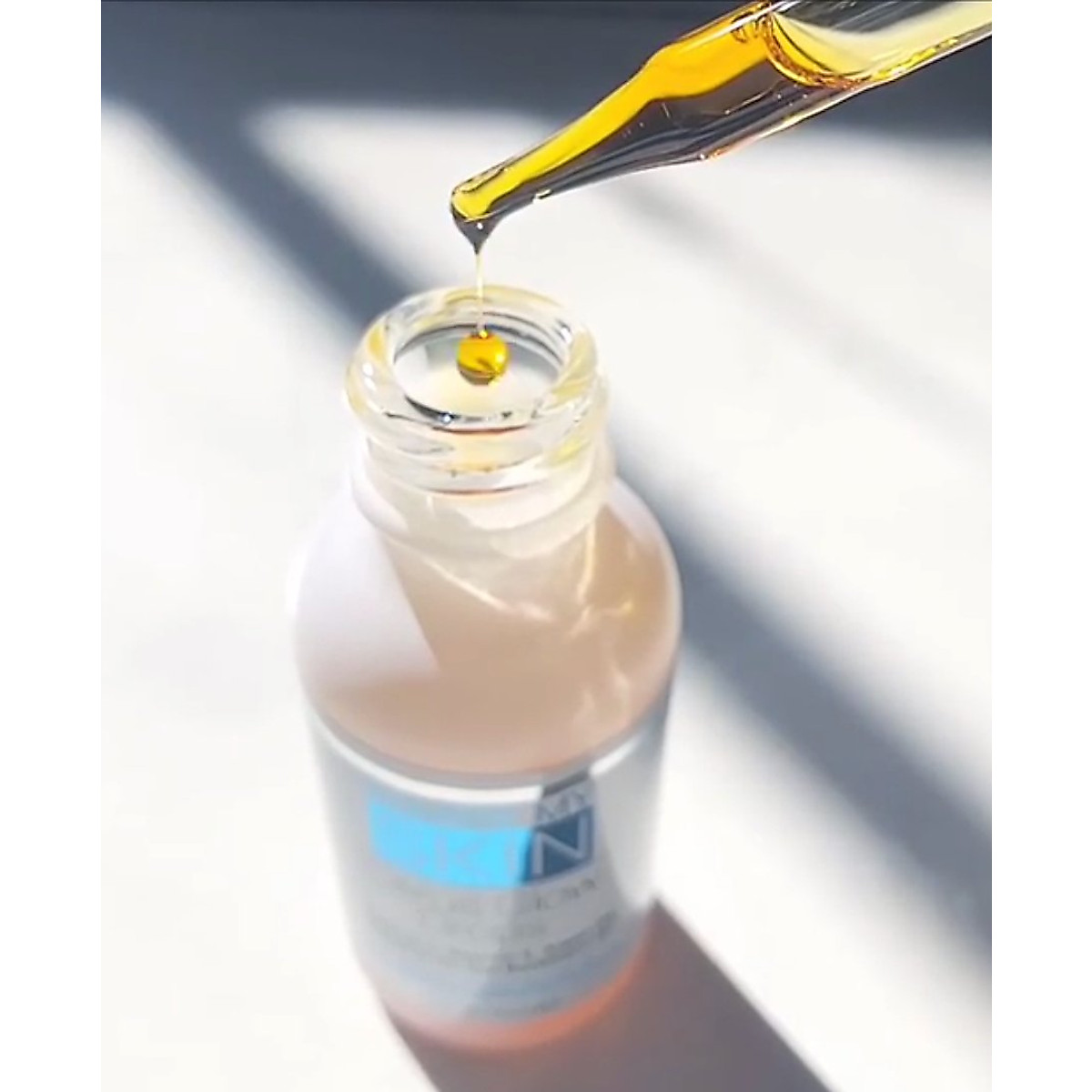 Admire My Skin Vitamin C Gua Sha Oil for Face - Organic Facial Oil for Glowing Skin with + Argan & Rosehip Oils - For a Dewy, Youthful Glow 1oz