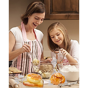 Labeol Cellophane Bags 200Pcs 6X9 Treat Bags with Ties Goodie Bags Clear Plastic Bags for Packaging Favor Gift Cookie Candy Bakery Valentines Day Easter