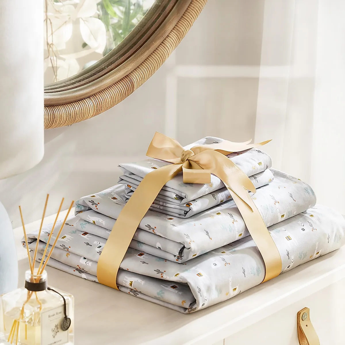 Comfort Spaces 100% Cotton Sheets Queen, Breathable, Naturally Cool Cotton Sheets, Soft Cotton Bed Sheets with 14" Elastic Pocket Fits up to 16" Mattress, All Seasons Sheet Set, Lama Multi 4 Piece