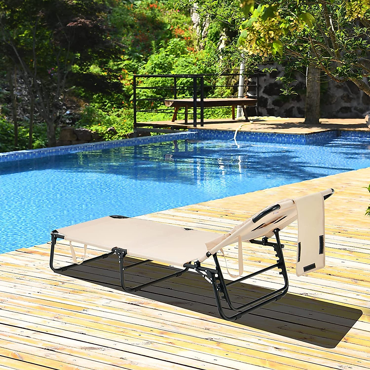 Giantex Chaise Folding Chair Adjustable Beach Patio Lounge Recliner, Beige