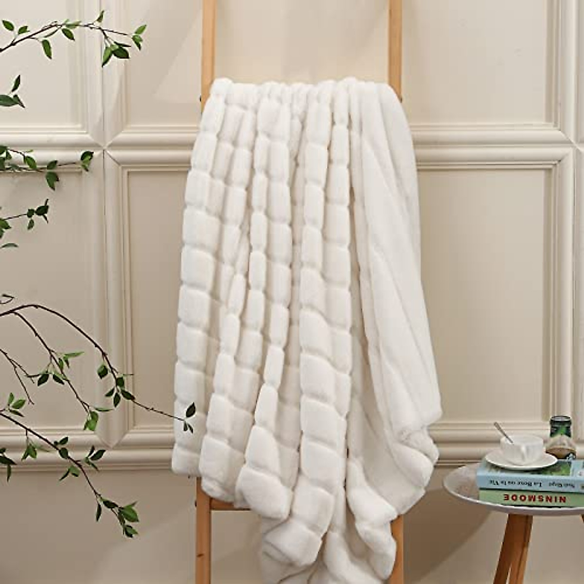 LuxenrelaX Striped Super Soft Faux Fur Throw Blanket-60x80, Anti-Shedding Cozy Fuzzy Plush Blanket for Couch, Bed, Sofa - (60" x 80", Ivory)