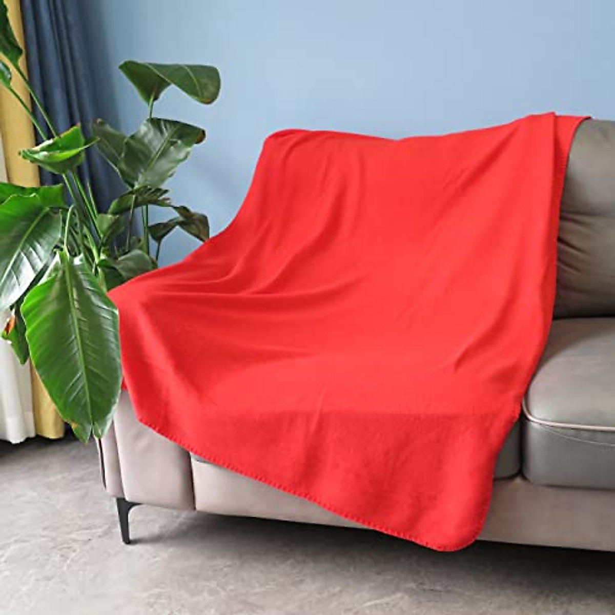 Ngawari Fleece Throw Blanket Lightweight Soft Warm Cozy Pet Blanket (Red, 50 * 60 Inch)