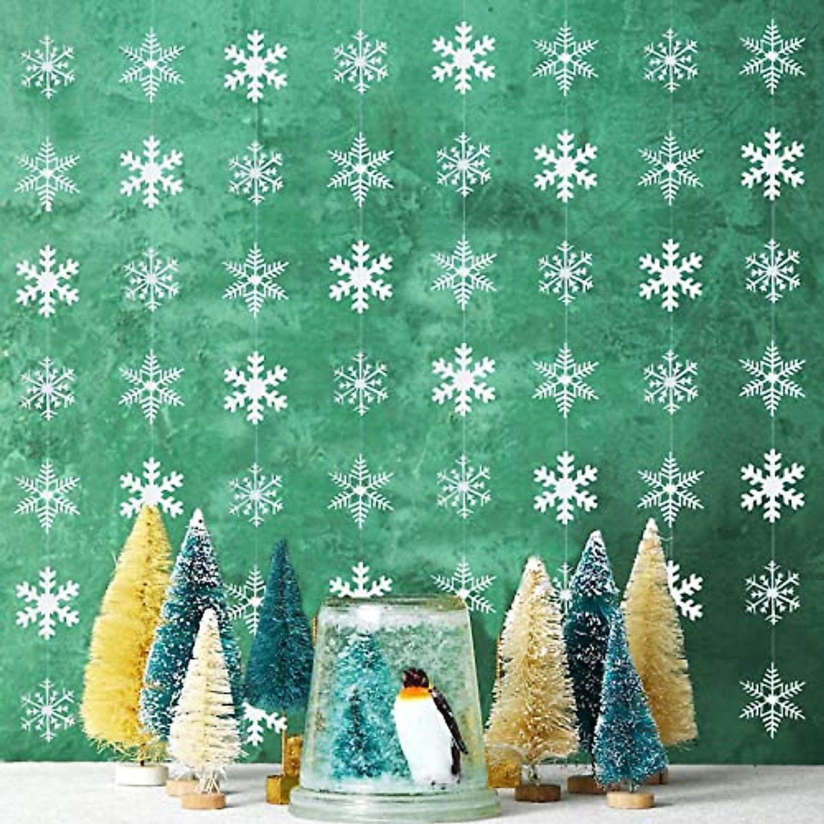 Zwiebeco 36Ft White Paper Snowflakes Garland Hanging Snowflake Bunting Banner Streamers for Winter Wonderland Frozen Christmas New Year Wedding Birthday Baby Shower Party Office Bar Home Decorations