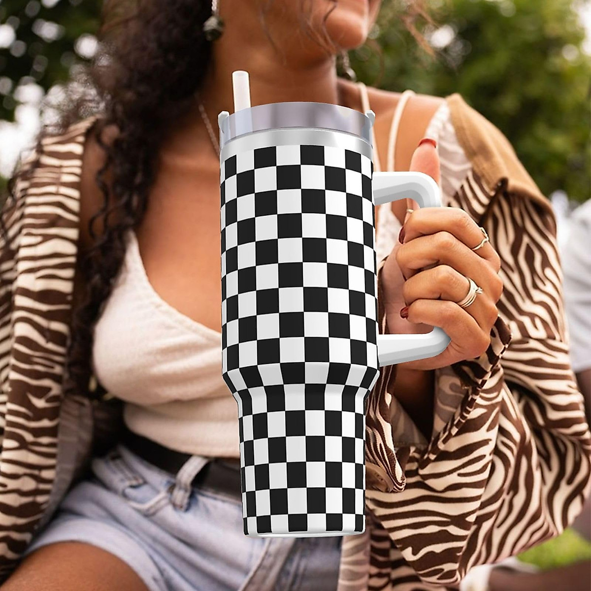 deaokluy 40 OZ Checkered Pattern Ice Bully Cup with Handle Straw Lid, Double Wall Stainless Steel Tumbler Travel Coffee Cup, Black White Insulation and Cooling Cup for Christmas Birthday Present