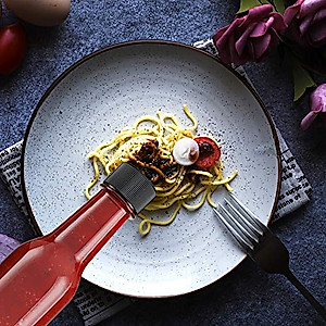 12 PCS 5 OZ Hot Sauce Bottles,WERTIOO Glass Bottle Clear Mini Liquor Bottles Small Wine Bottles with Airtight Plastic Screw Cap Shrink Capsule