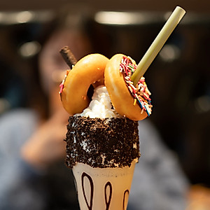 Daily Treasures 14Pcs Silicone Drinking Straws, 3 Sizes Reusable Silicone Straws Straight with 2 Bags & 2 Brushes-Reusable Boba Smoothie Straws for 30 or 20oz Tumblers,Yeti, Ozark(0.5", 0.43", 0.35")