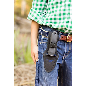 The Charleston Shucker Oyster Knife seen on TOP CHEF Charleston comes with FREE nylon holster to protect knife and attach to a belt buckle