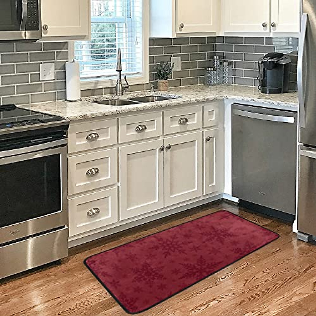 ALAZA Kitchen Mat Red Snowflake Anti Fatigue Standing Mat for Office, Laundry Room and Stand-up Desks