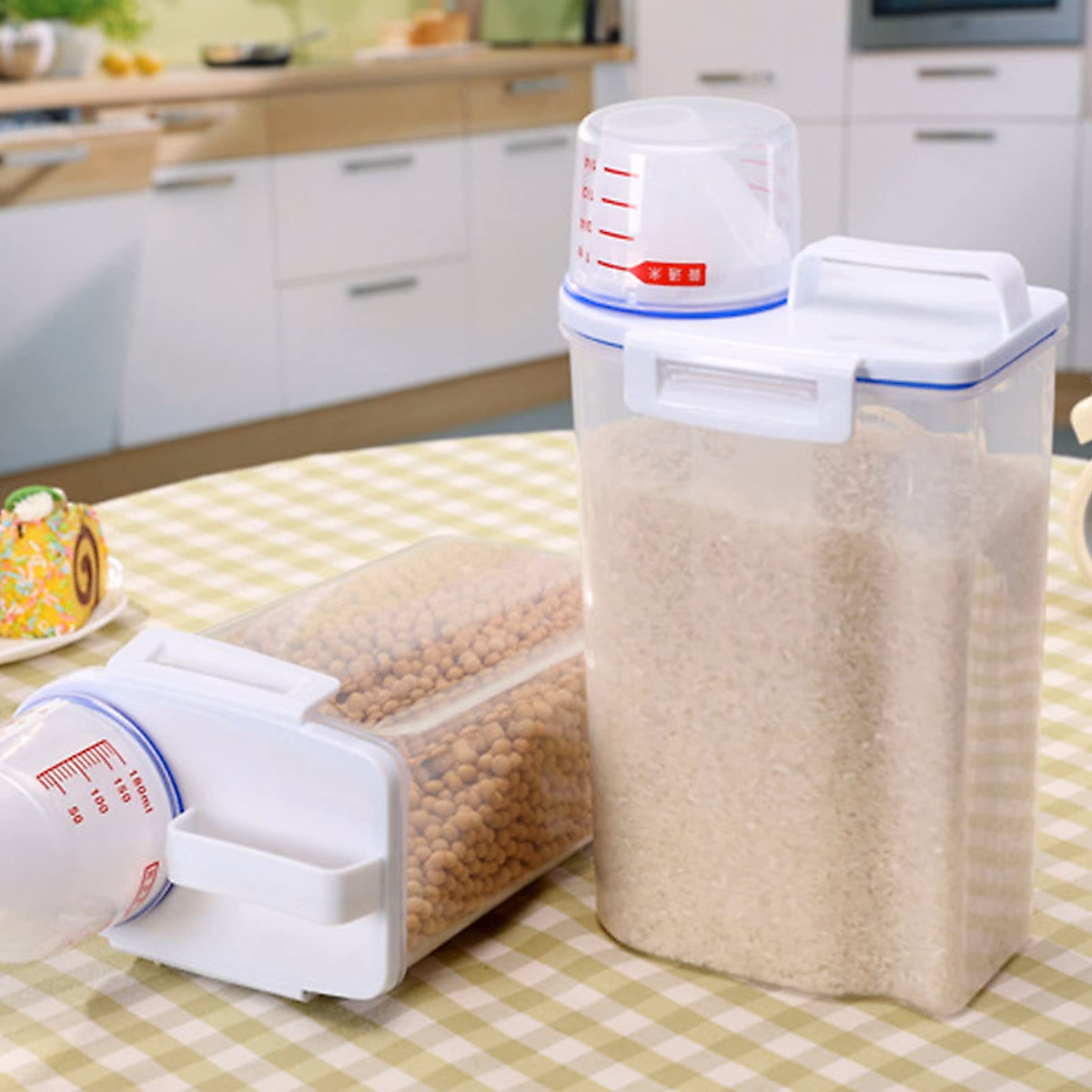 Rice Storage Container 2kg Dry Food Airtight Cereal Container with Measuring Cup Lid, BPA-Free Plastic Transparent Bulk Grain Dispenser Box for Oatmeal, Flour, Nuts