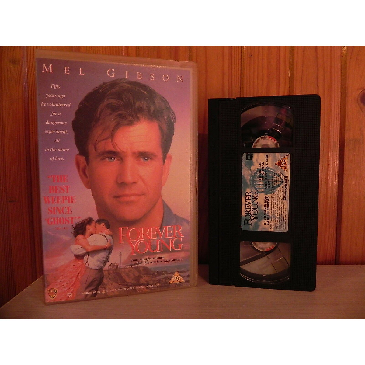 FOREVER YOUNG - Mel Gibson - Cryo Sleep Drama - Big Box - Ex-Rental Video - VHS