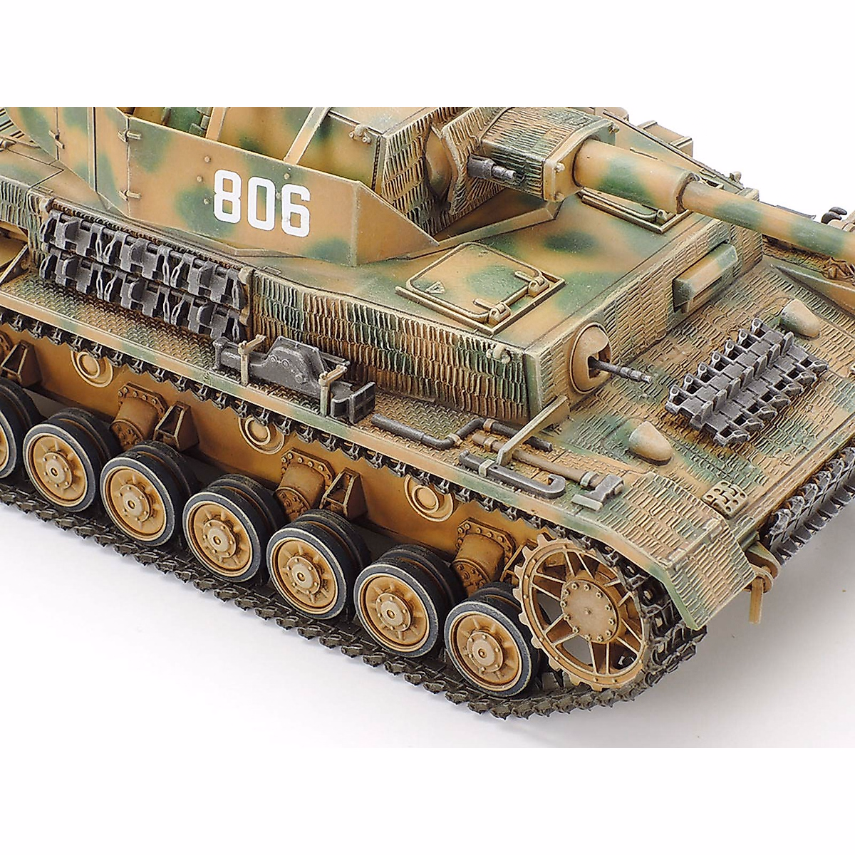 TAMIYA Models 35181 Panzerkampfvagen IV Ausf.J Sd.Kfz.161/2 Model Kit