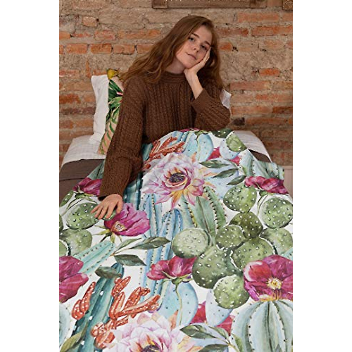 Cactus and Tropical Plants Soft Throw Blanket All Season Microplush Warm Blankets Lightweight Tufted Fuzzy Flannel Fleece Throws Blanket for Bed Sofa Couch 60"x50"