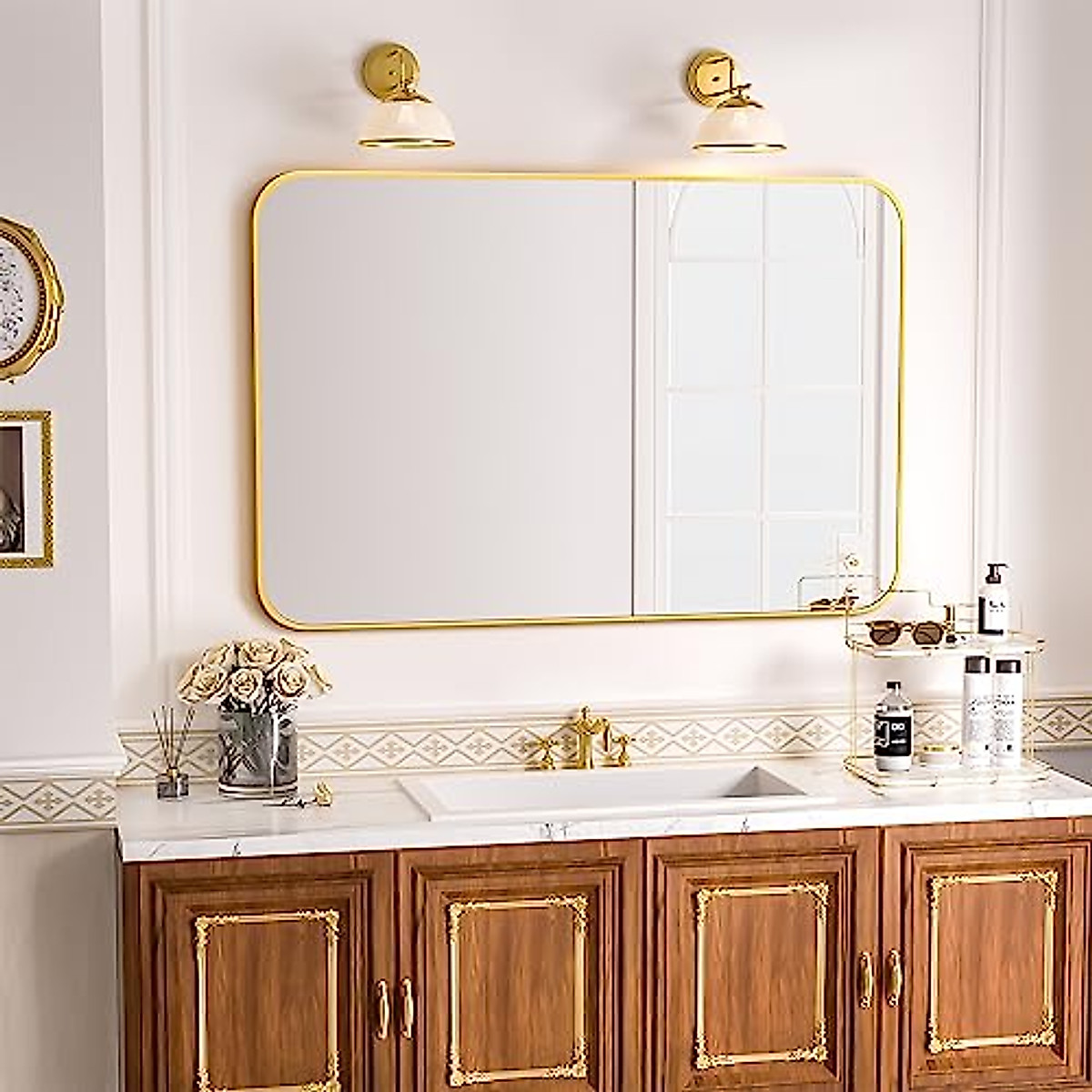 Antok Rounded Bathroom Mirror, 20" x 28" Rectangular Wall Mirror, Aluminum Alloy Frame Contemporary Hanging Mirror for Living Room Bedroom Bathroom Entryway, Gold