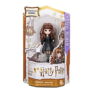 FIGURINE MAGICAL MINIS HERMIONE GRANGER WIZARDING WORLD - Figurine Articulée Hermione Granger 8 cm Avec Baguette Magique A Collectionner - Idée Cadeau Harry Potter - 6062062 - Jouet Enfant 5 ans et +