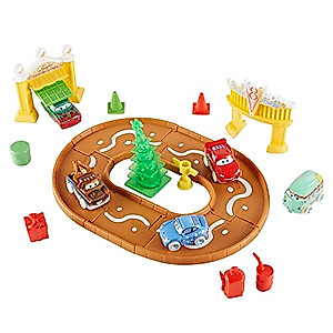 ​Disney and Pixar Cars Toys Mini Racers Advent Calendar with 5 Toy Cars, Track Pieces and Mini-Toy Accessories 25 Surprises Holiday Gifts for Kids