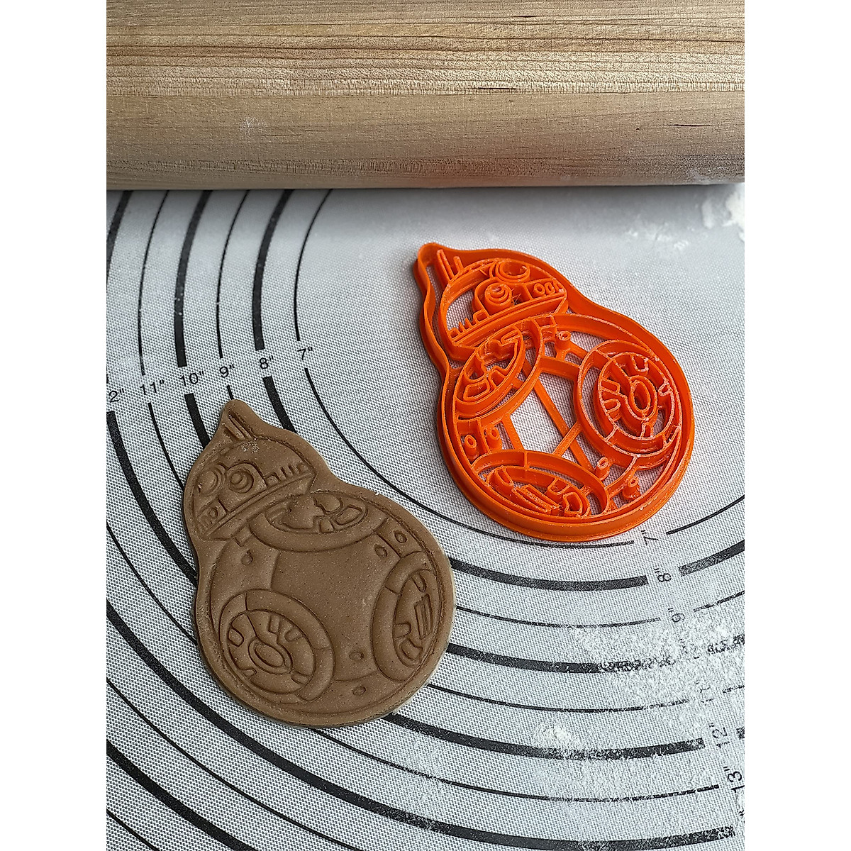 Premium Star Wars Exclusive BB-8 BB8 Cookie Cutter Mold 4.5-Inch-Scale Produced by 3D Kitchen Art