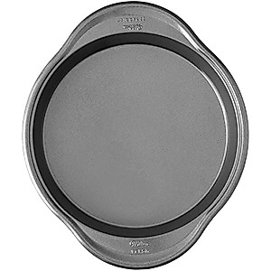 Wilton Advance Select 9 Inch Round Cake Pan; Made without PFAS, Extended Handles, Anti-Warping, Non-Stick Baking Pan With DuraLast™ Silicone-Infused Coating (Steel)