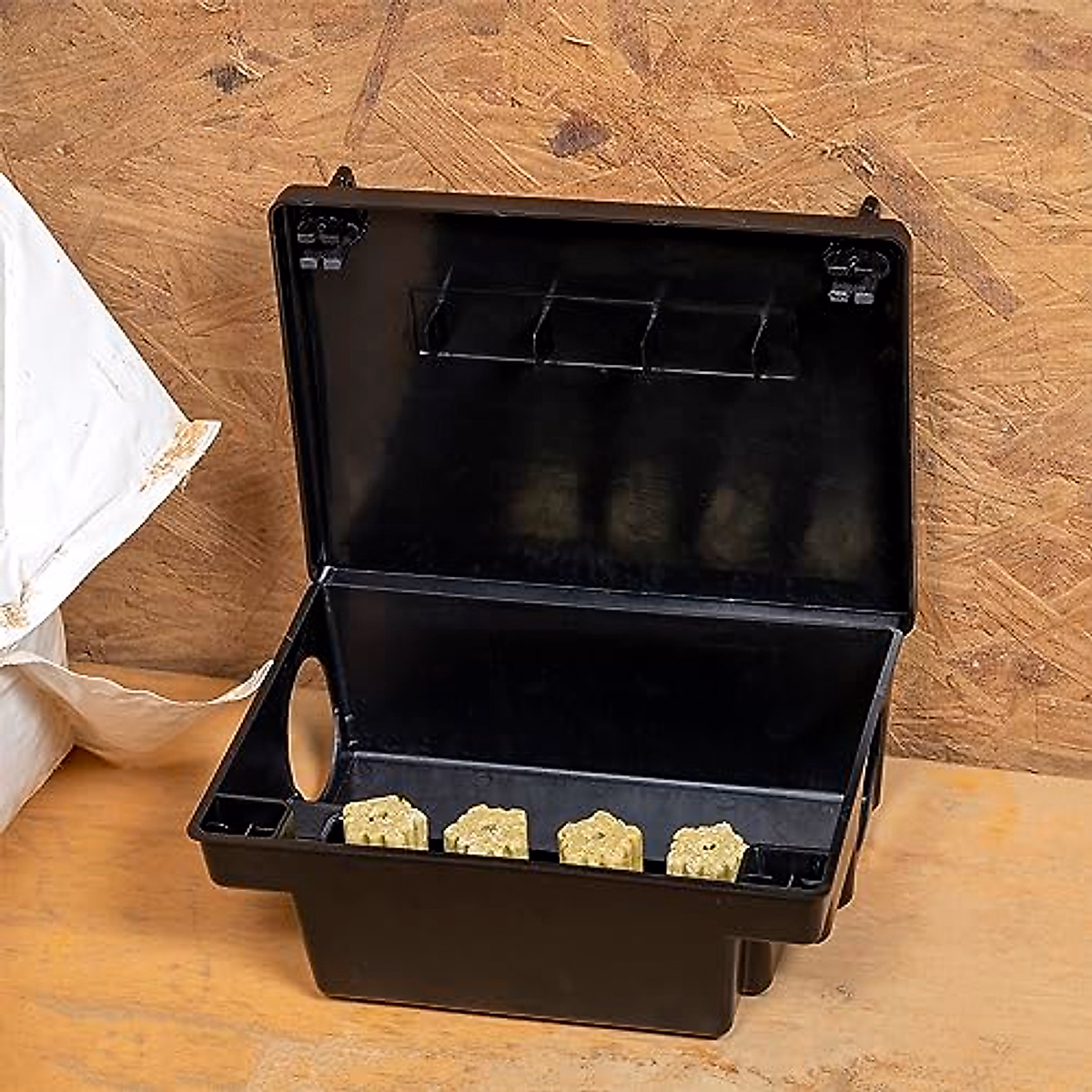 Neogen 500B Rodent Bait Stations Bulk, 12 Count