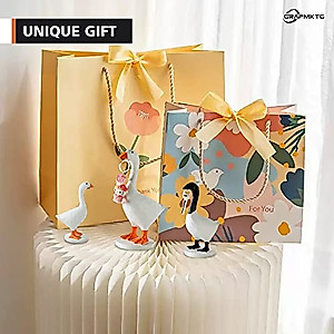 GRAPMKTG Magnetic Goose Key Holder Cute Home Decor Kawaii Room Office Table Desk Decor Aesthetic Funny Sculpture Bedroom Decor Housewarming Gifts for Women Men1 Pack