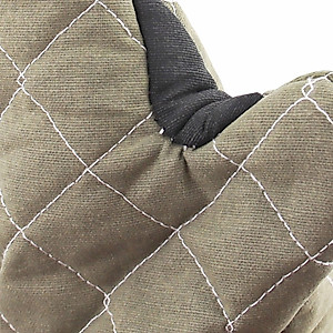 New Star Foodservice 32277 Commercial Grade Flame Retardant/Resistant Oven Mitts with Extra Defense, up to 400F, 13-Inch, Set of 2