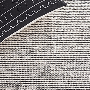 Safavieh Vermont Collection Accent Rug - 4' x 6', Ivory & Black, Handmade Moroccan Boho Braided Tassel Wool, Ideal for High Traffic Areas in Entryway, Living Room, Bedroom (VRM160Z)