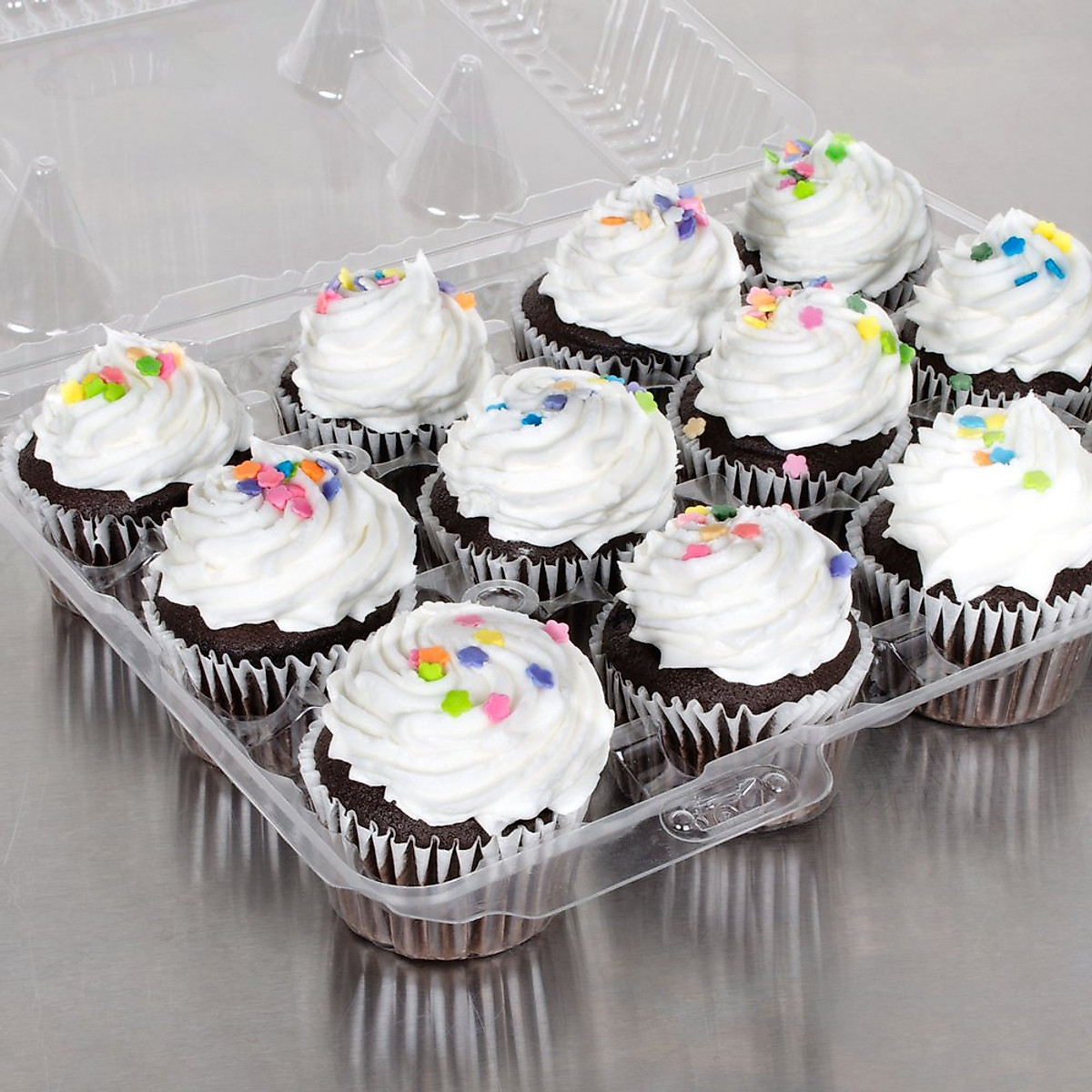 pizety Case of 50 plastic cupcake boxes 12 Cupcake Containers Clear plastic disposable 12 pack Cupcake Container 1 dozen cupcake container 12 cavities 12 Compartment Cupcake Container 12 count