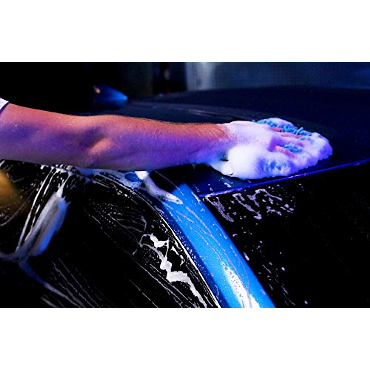 303 Car Wash Mitt - Ultra Absorbent Microfiber - Lint and Scratch Free Design - Hand Fitting, Snug Design with Elastic Cuff - Washable to Reuse, 1 Pack (39011)