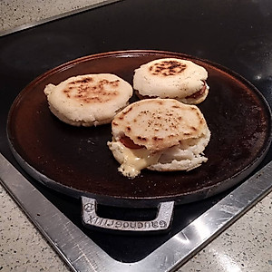 VIKO® Budare para arepas 26cm precurado 10.2" @vikogrills Gauchogrillx® griddle Hecho en Venezuela