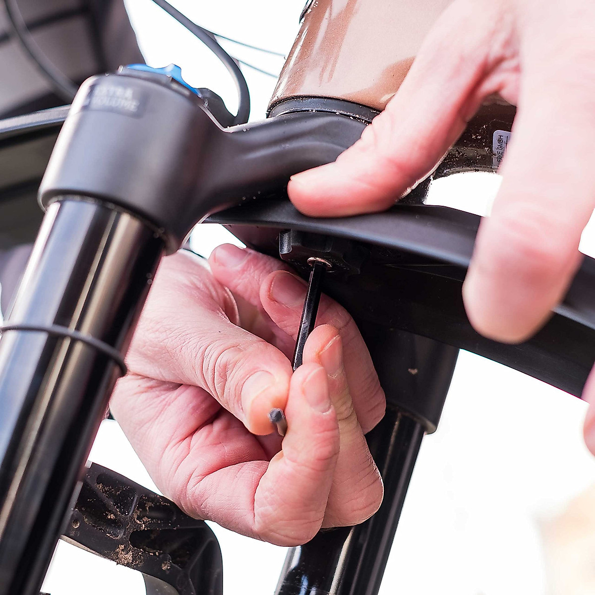 BBB Cycling Bicycle Front Fender Tool Free MTB Front Fork Composite Mud Guard MTBProtector BFD-13F