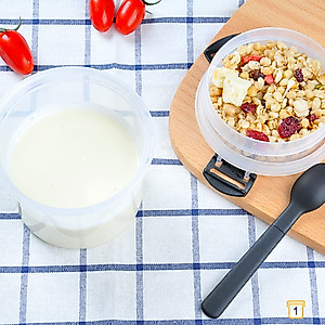 B BELLAWARE Dessert Cups, Reusable Yogurt Container Parfait Cups with Locking Lids and Spoons, Plastic Airtight Snack Oatmeal Cereal Storage Container (20OZ, Transparent)