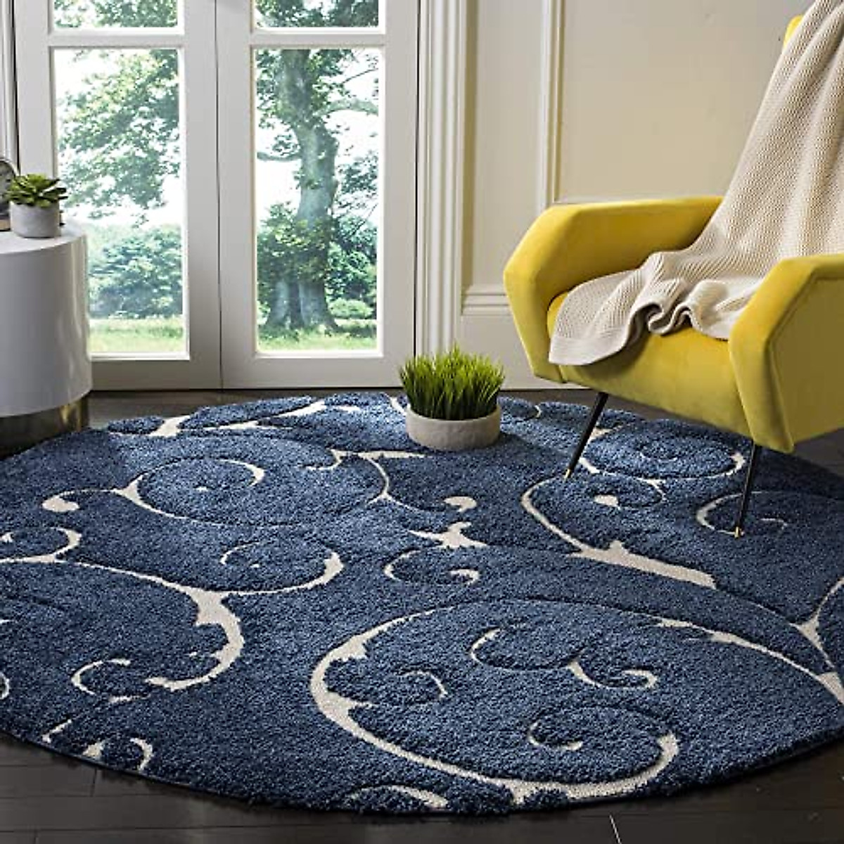 SAFAVIEH Florida Shag Collection Area Rug - 6'7" Round, Creme & Creme, Scroll Design, Non-Shedding & Easy Care, 1.2-inch Thick Ideal for High Traffic Areas in Living Room, Bedroom (SG455-1111)