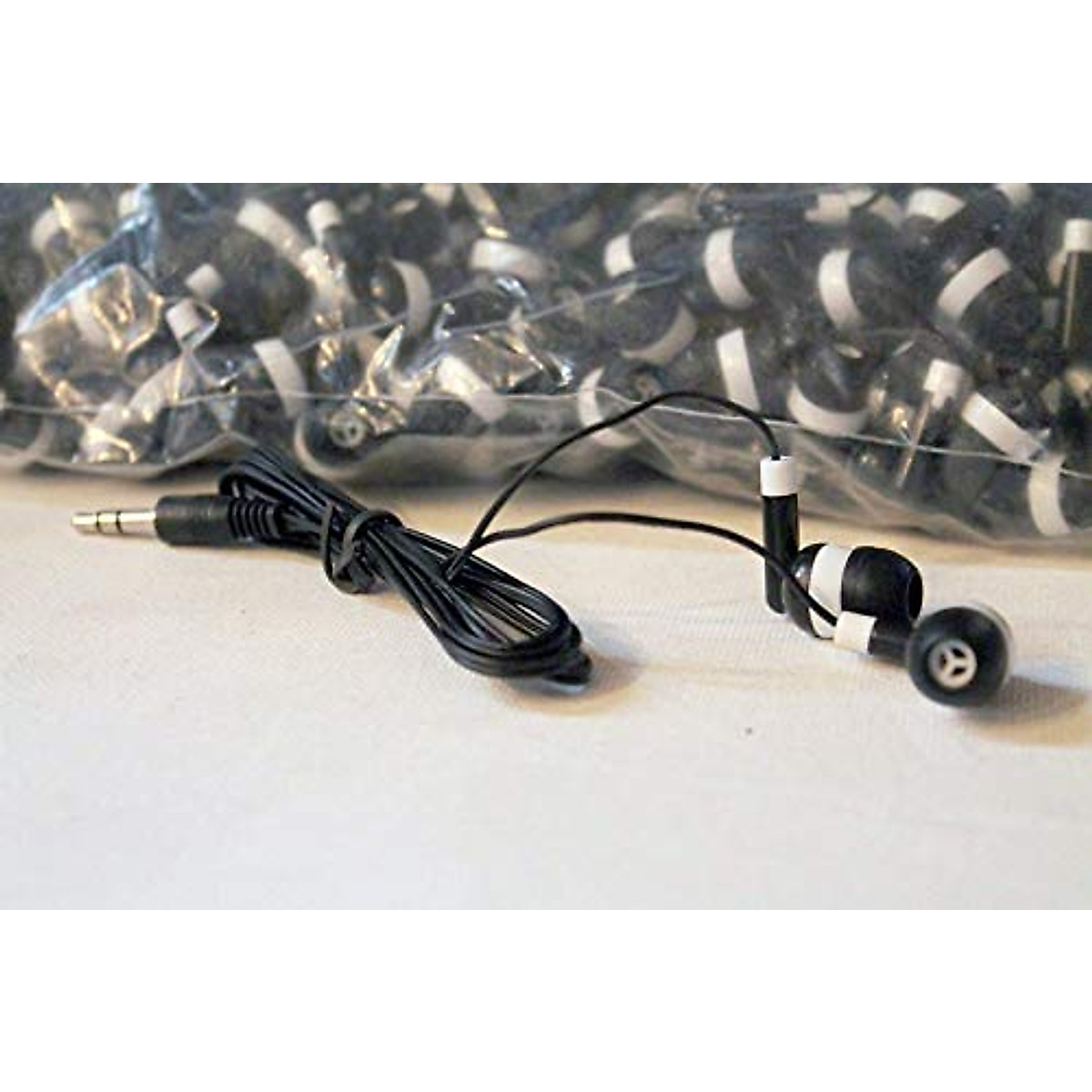 Bulk Wholesale Lot of 50 Black/White Earbuds Headphones