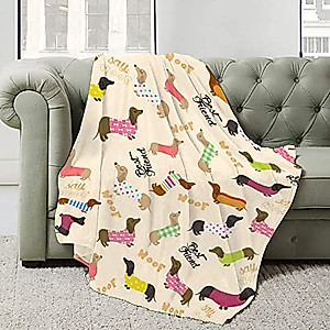 Cute Dachshund Flannel Fleece Bed Blanket Throw Blanket Lightweight Cozy for Bedroom All Season Sofa Decor Gift 40x30 inch for Pets