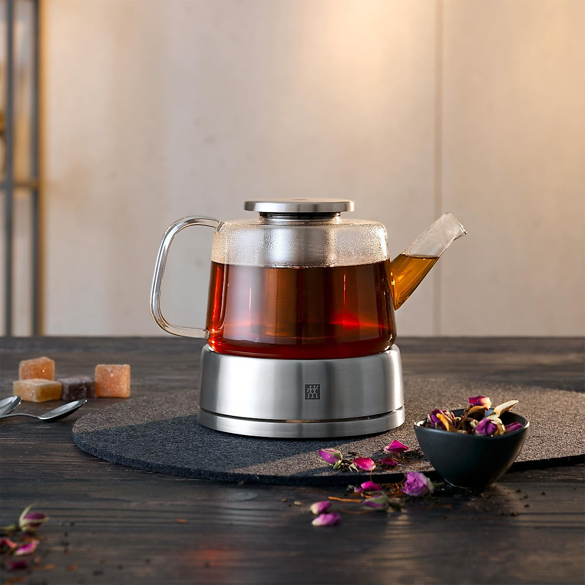 Zwilling 39500-142 Sorrento Tea and Coffee Pot – 800ml Capacity, Made from Heat-Resistant Blown Glass, Narrow-Meshed Tea Strainer, 18/10 Stainless-Steel Lid and Tealight Warmer, Dishwasher Safe