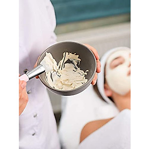 Bare Essentials Living - Clay Face Mask Brush (1 Pack, White) Dual Soft Silicone Face Mask Applicator Brush Tool, Great Facial Essentials, Moisturizer Applicator & Skincare Brush for Facials