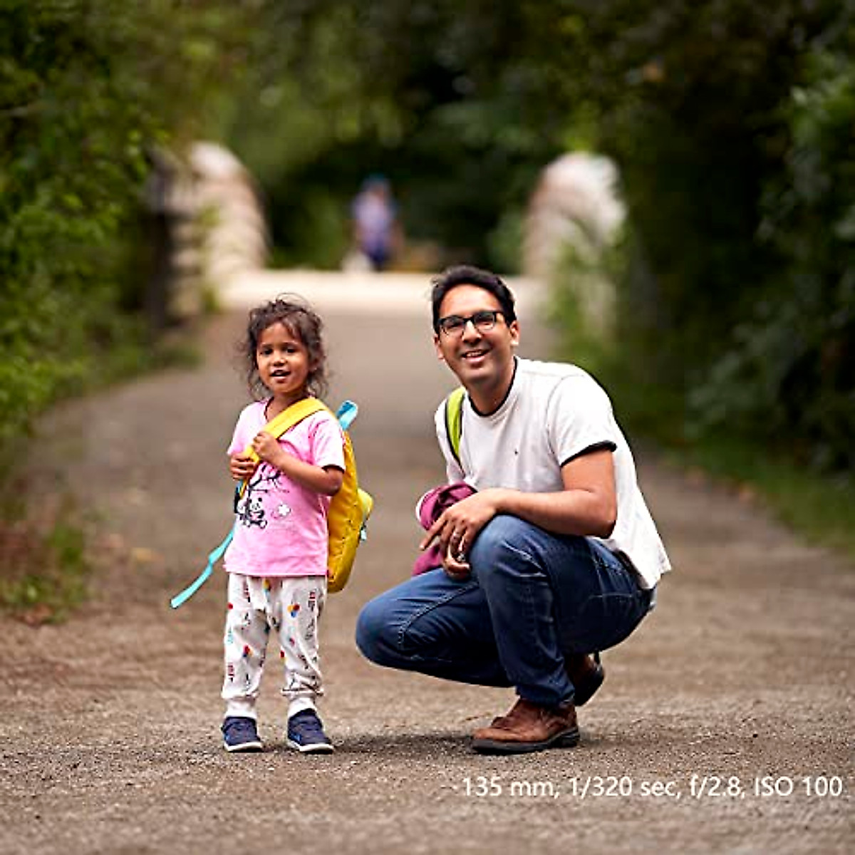 Lightdow 135mm f/2.8 FE UMC Full Frame Telephoto Lens for Canon Rebel EOS 80D 77D 70D 60D 50D 7D 6D 5D 5DS 1DS T7i T7s T7 T6s T6i T6 T5i T5 T4i SL2 and SL1 Digital SLR Cameras Black