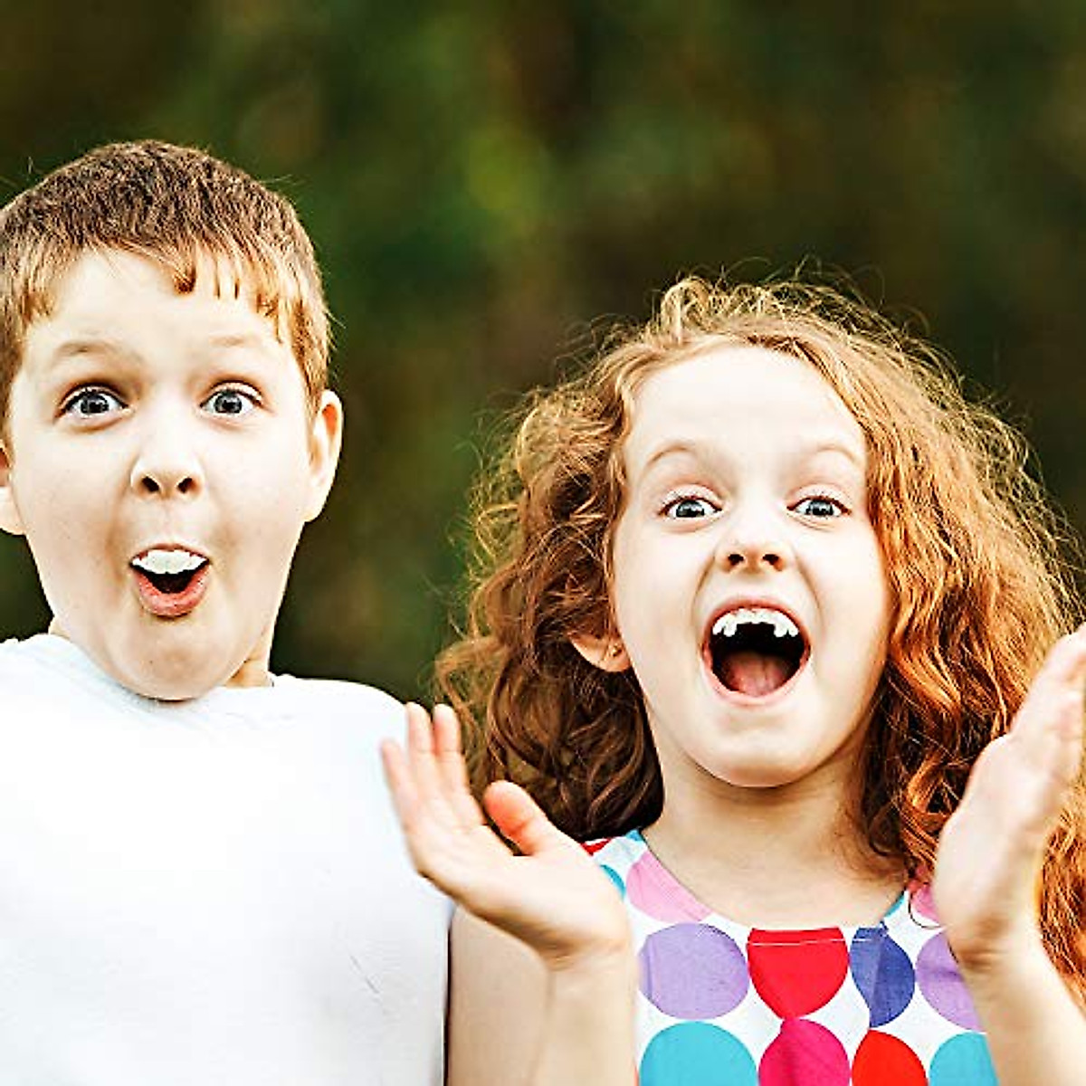 Fake Teeth Vampire Teeth Gnarly Teeth Gag Teeth Ugly Teeth Joke Teeth Denture Funny Teeth Costume for April Fool‘s Day Party Favors, 24 Pieces (Blood Style, Classic Style)