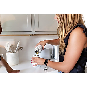 Simple Modern Cocktail Shaker Set with Jigger Lid | Stainless Steel Boston Shaker Insulated Martini Mixer for Mocktails | Gifts for Men Women Him Her | Classic Collection | 20oz | Black Leopard