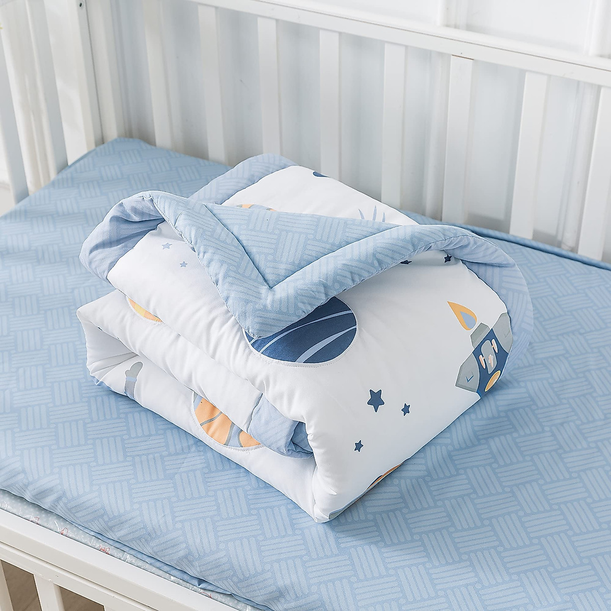 Soul & Lane Space Baby Bedding Crib Set for Boy (Set of 3 - Space Baby Quilt, Crib Fitted Sheet for Boys, and Changing Pad Cover): Washable Space Crib Set, Reversible White and Blue Crib Bed Set