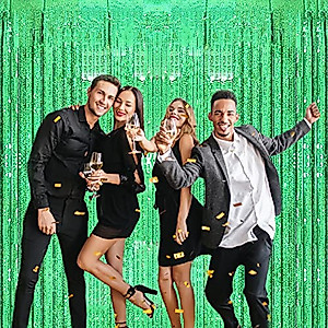2 Pack 3.2ft x 8.2ft Green Foil Fringe Curtain, Metallic Tinsel Foil Fringe Rain Curtain Streamers Photo Backdrop for St Patricks Day Decorations Birthday Christmas Jungle Safari Tropical Party Decor