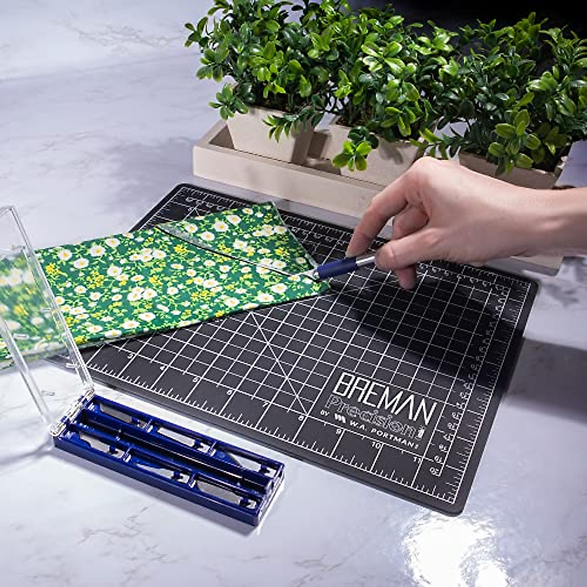 WA Portman Craft Knife Set & Craft Cutting Mat - 9x12 inch 2-sided Self-Healing Craft Cutting Board & 7pc Hobby Knife Set with 10 Extra Blades - Precision Knife with Blades & Hobby Cutting Mat Set