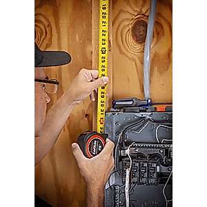 Lufkin Crescent Lufkin 1-3/16 x 25' Command Control Series Yellow Clad Tape Measure - L1025C-02