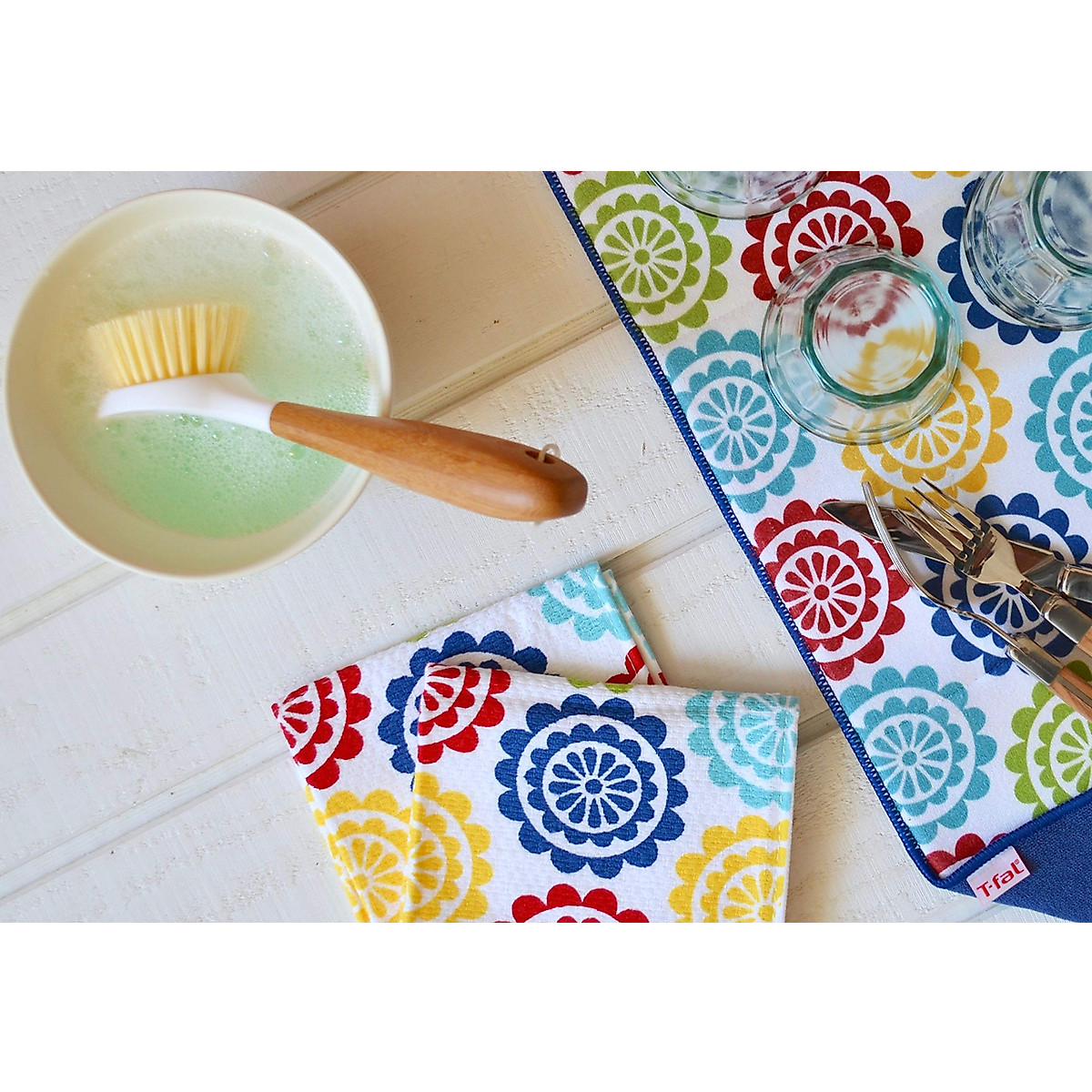 T-fal Textiles Highly Absorbent 100% Cotton Double Sided Printed Dish Cloths, 12" x 12", Set of 2, Medallion Red/Multi