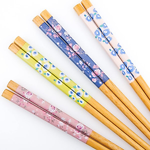 Sunlife Chopsticks Wooden Reusable Chopsticks Floral Designs Dishwasher Safe 8.8 Inches Made in Japan (Pink)