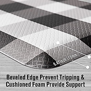 Carvapet Kitchen Mat Cushioned Anti Fatigue Comfort Floor Mat Waterproof Non-Slip Kitchen Runner Rug Ergonomic Foam Standing Mat for Home Kitchen Office Laundry Buffalo Plaid,Black & White,17.3"x60"
