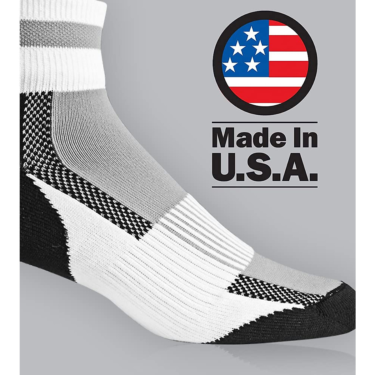 AERO|TECH|DESIGNS | Coolmax Athletic Socks | Quarter Crew | Unisex Adult | Red/White | Medium