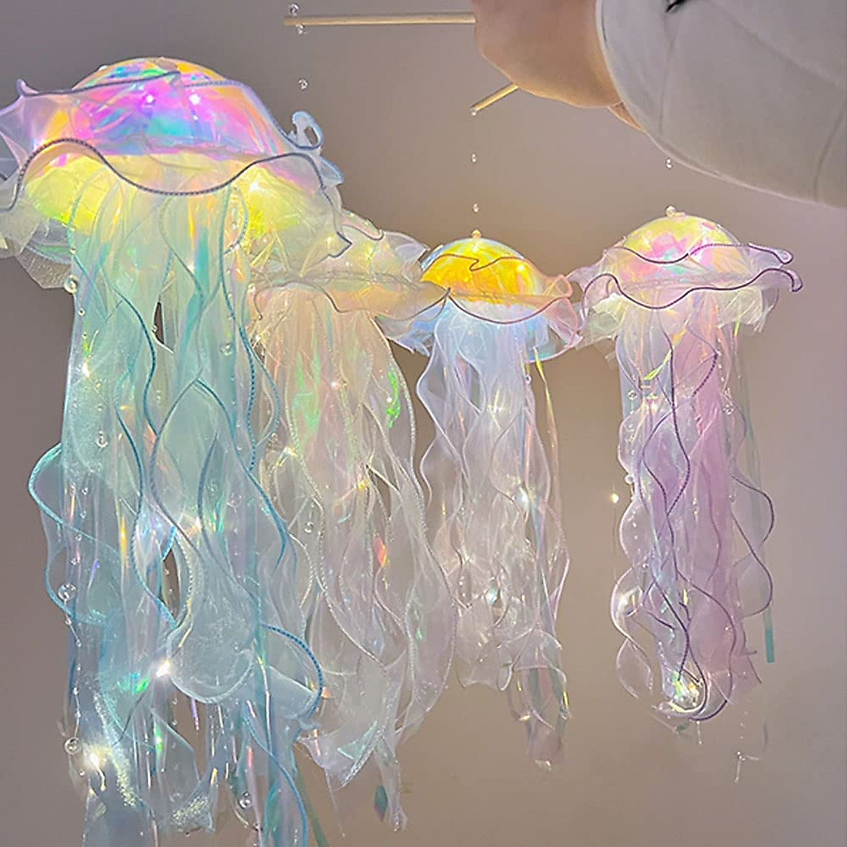 4Pcs 2023 New LED Colorful Jellyfish Lantern Lamp Decoration DIY Material Pack,Jellyfish nightlight, The Sea Hanging Lamp for Wedding Birthday Ocean Decor,Party Decorative,Gift for Kids Girls