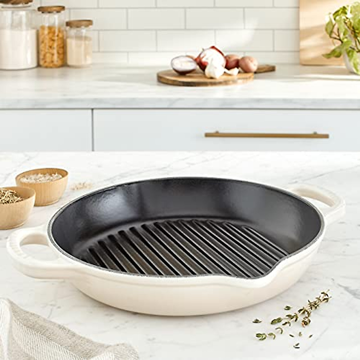Le Creuset Enameled Cast Iron Signature Deep Round Grill, 9.75", Meringue
