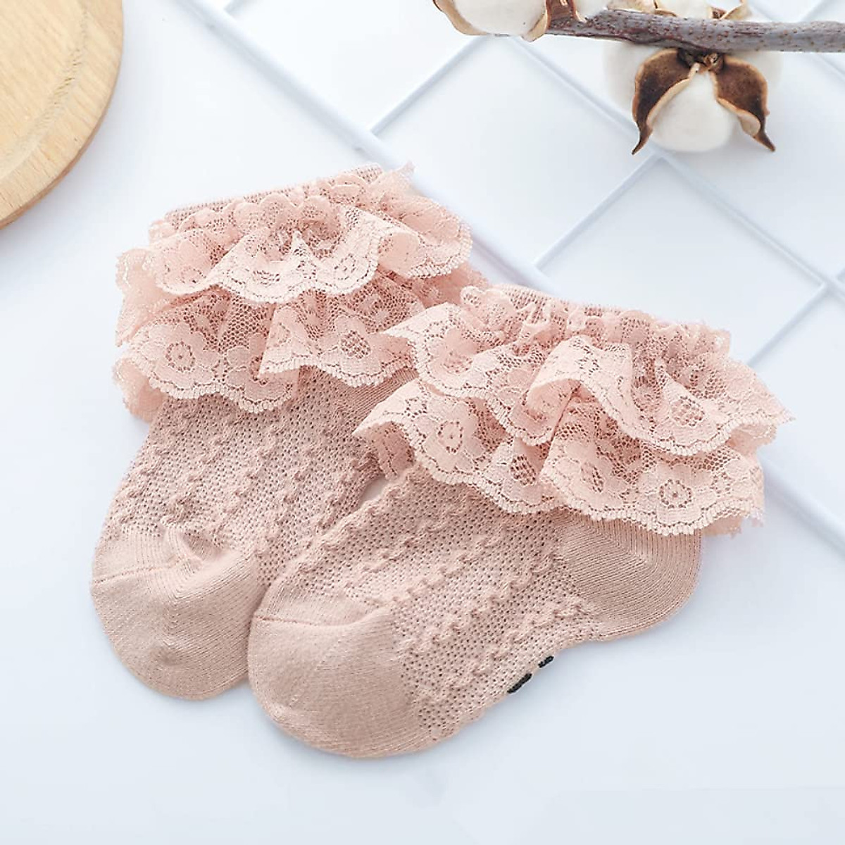 QandSweet Baby Girls' Eyelet Flower Socks Ankle Sock for Newborn Infant Toddlers Kids (0-12 Months)